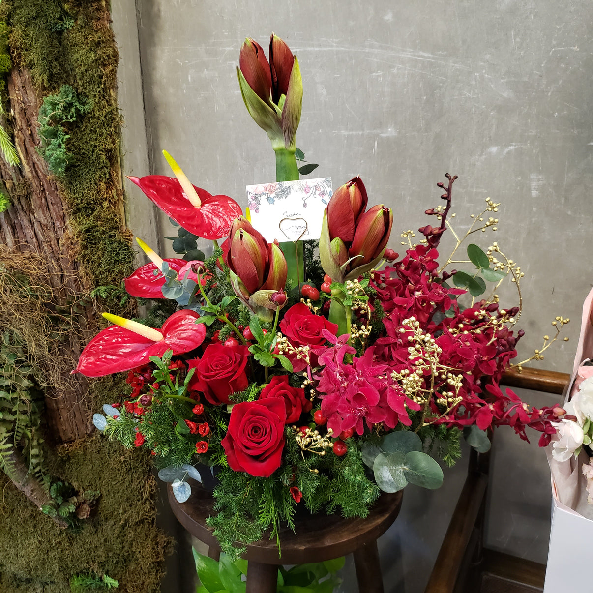 Bespoke Flower Arrangement – Maj Hong Kong